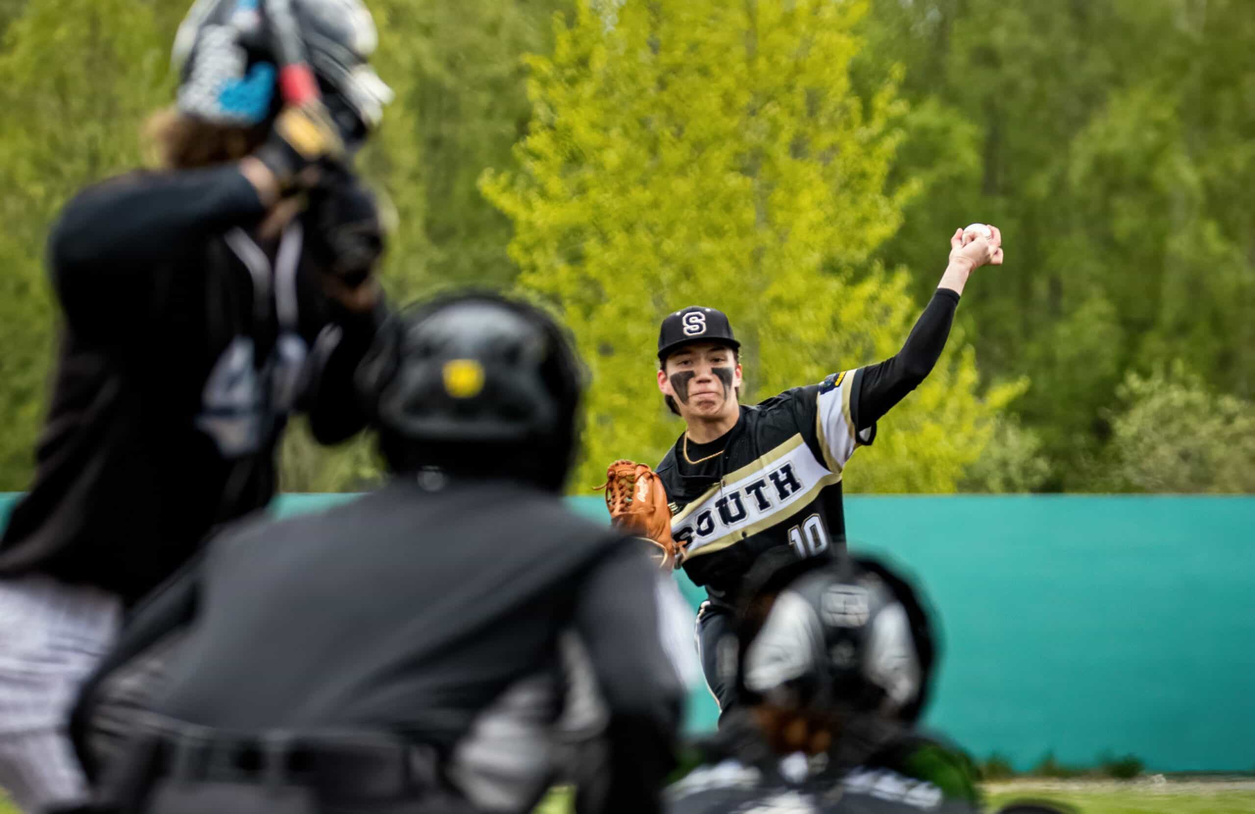 Ben Neuberger throws 4-hit shutout to key South’s 5-0 win over Chugiak ...