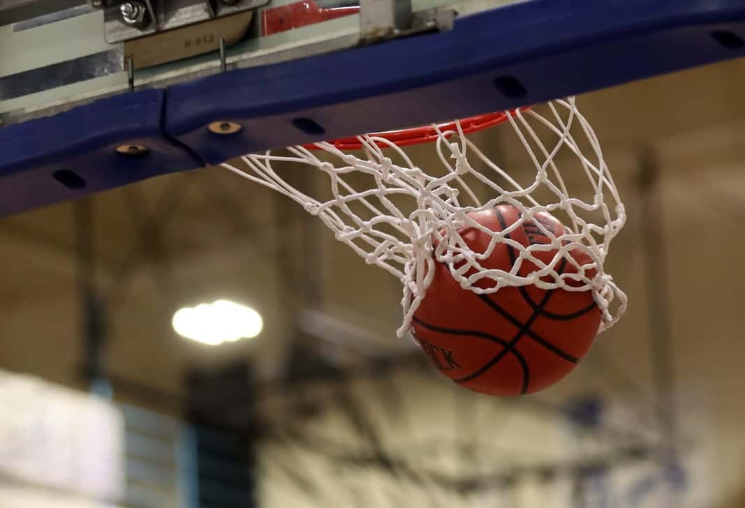 Nome holds off West in rematch; Wasilla sweeps SoHi; Edwards bags 61 ...
