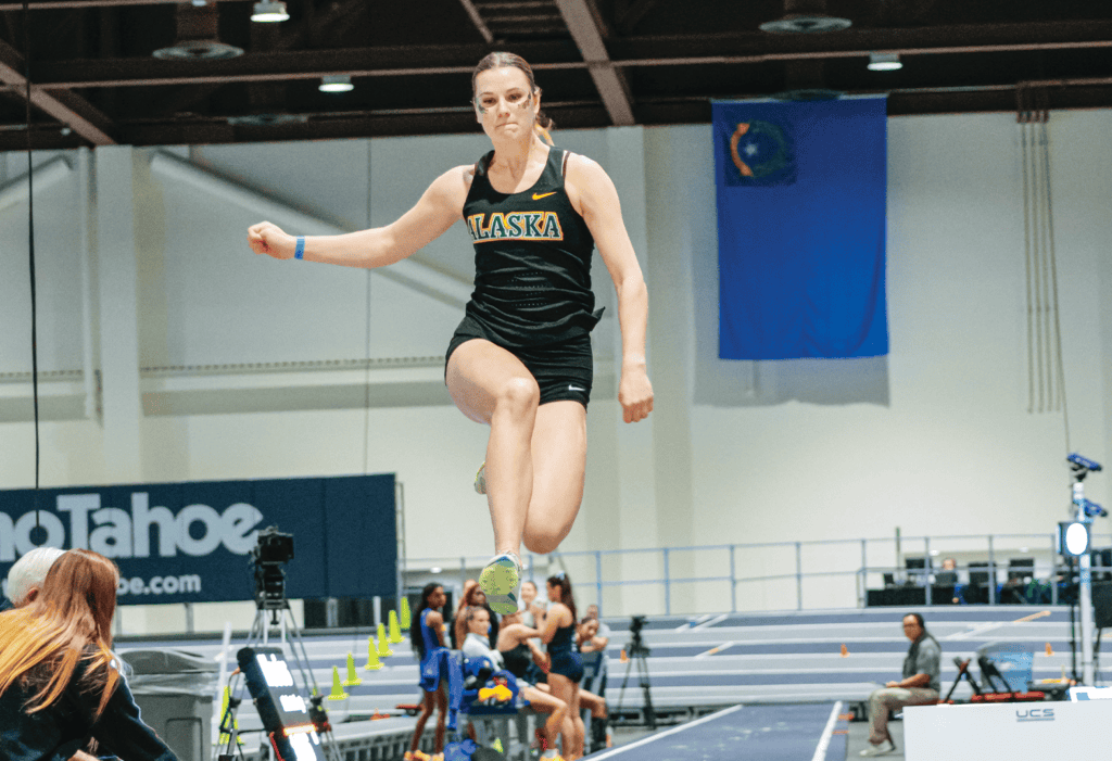 Drake, Dittman post top-10 marks in UAA debut; Castillo dips under 1K ...