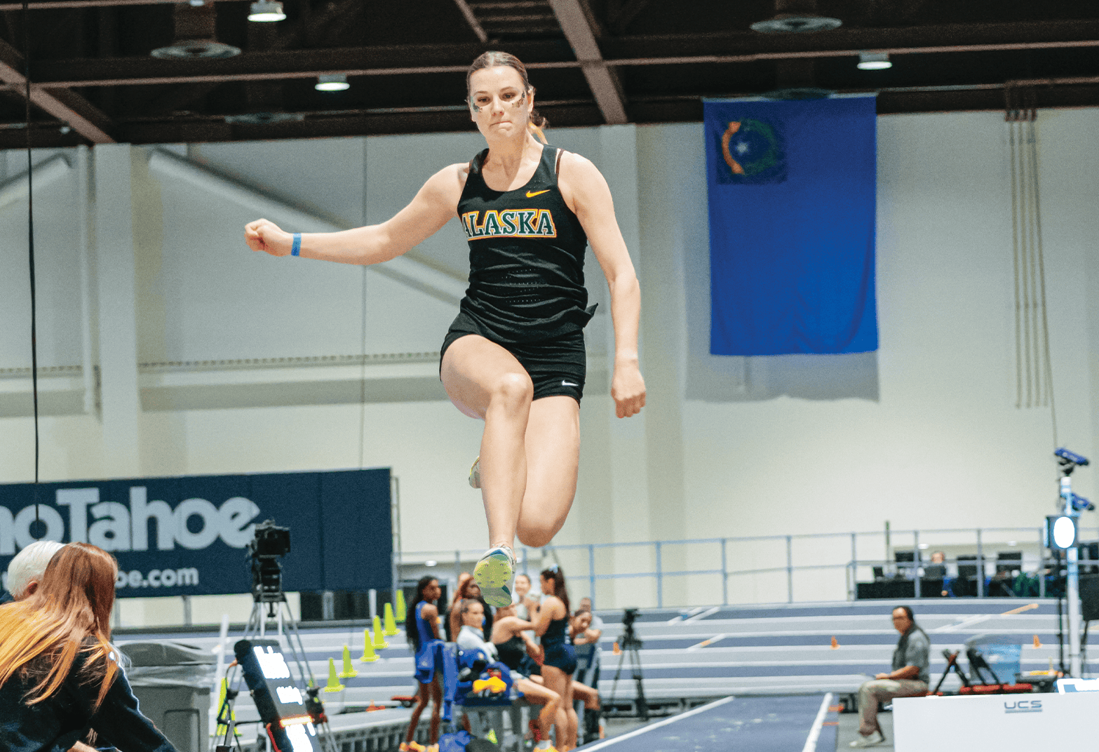 Drake, Dittman post top-10 marks in UAA debut; Castillo dips under 1K ...