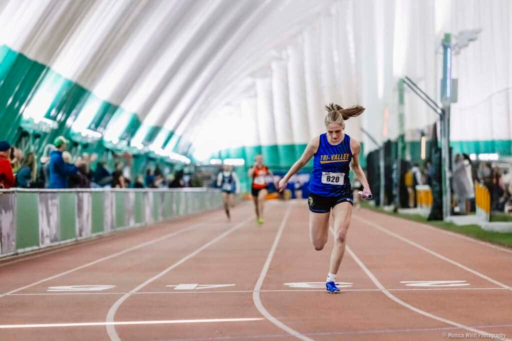 Eddington edges state record in 300-meter hurdle prelims - Alaska ...